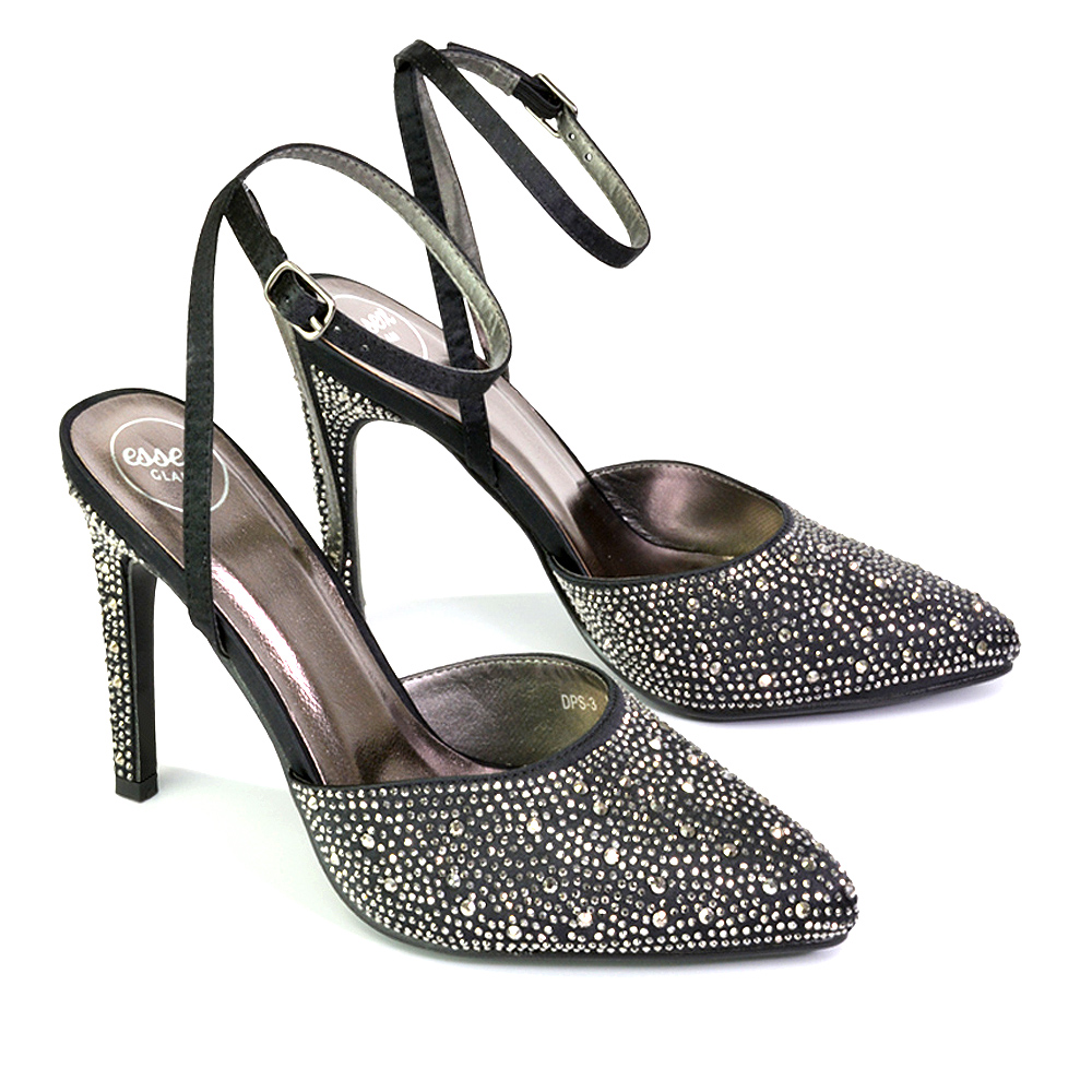 5 Trending High Heels in UK That Matter - AFashion Web